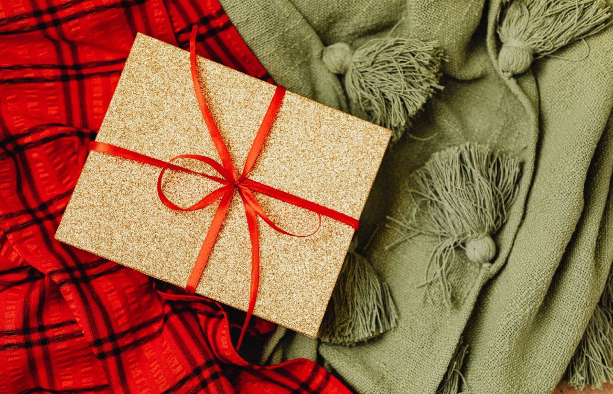 Find Me A Gift - Christmas Deals and Savings for Festive Gift Hunters ...
